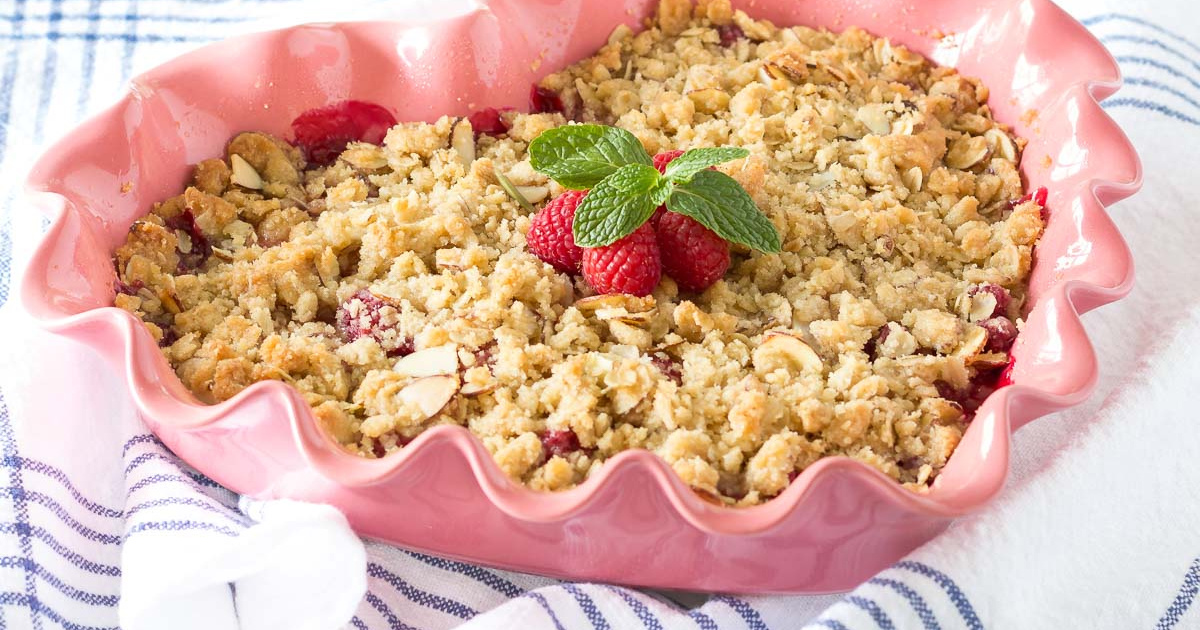 Raspberry Crisp Recipe (Valentine's Day Dessert) - On Sutton Place