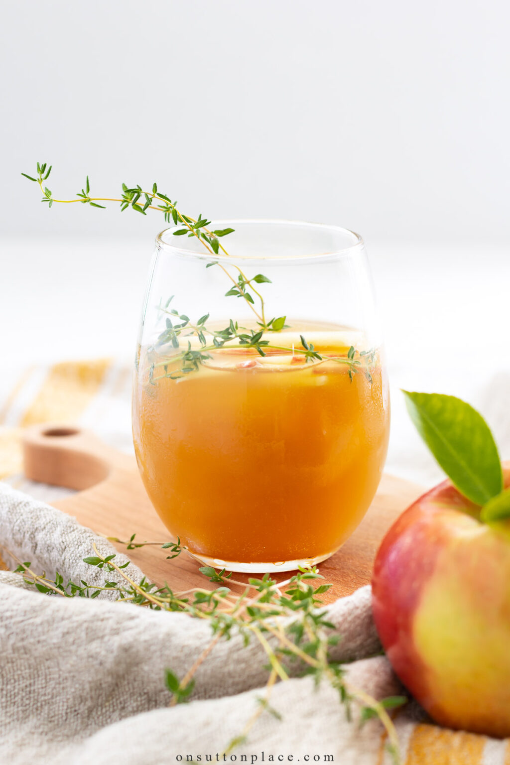 Apple and Ginger Beer Mocktail Recipe - On Sutton Place