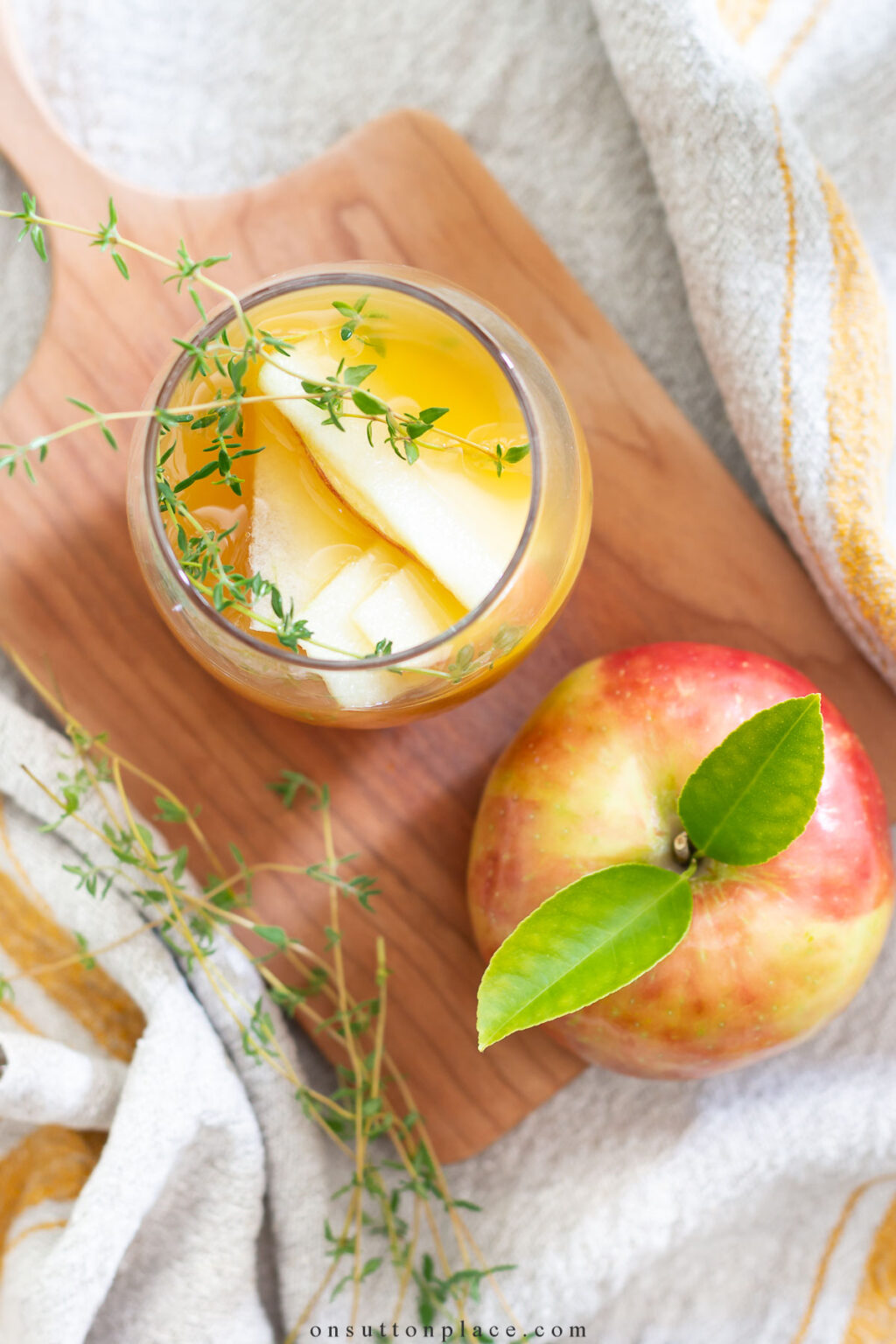 Apple and Ginger Beer Mocktail Recipe - On Sutton Place
