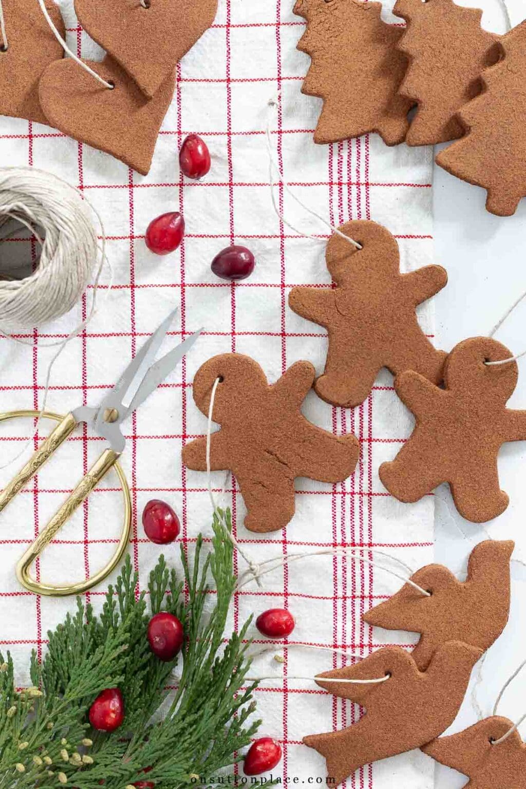 No Bake Cinnamon Applesauce Christmas Ornaments Recipe